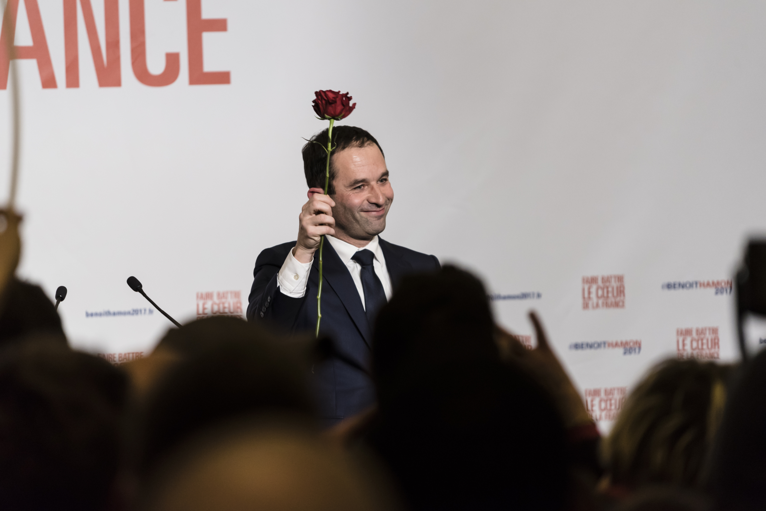 Édito vidéo : « Hamon, un nouveau visage pris en étau