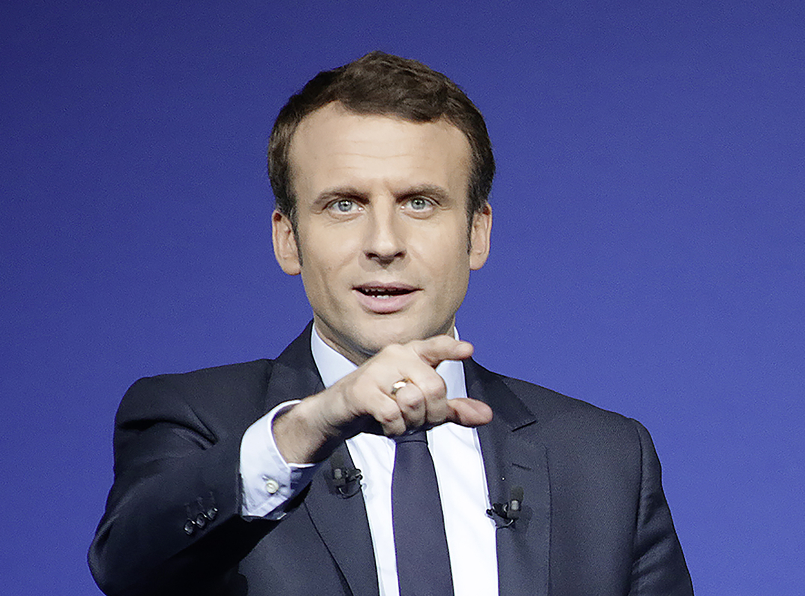 Le programme macron : Carottes et bâtons