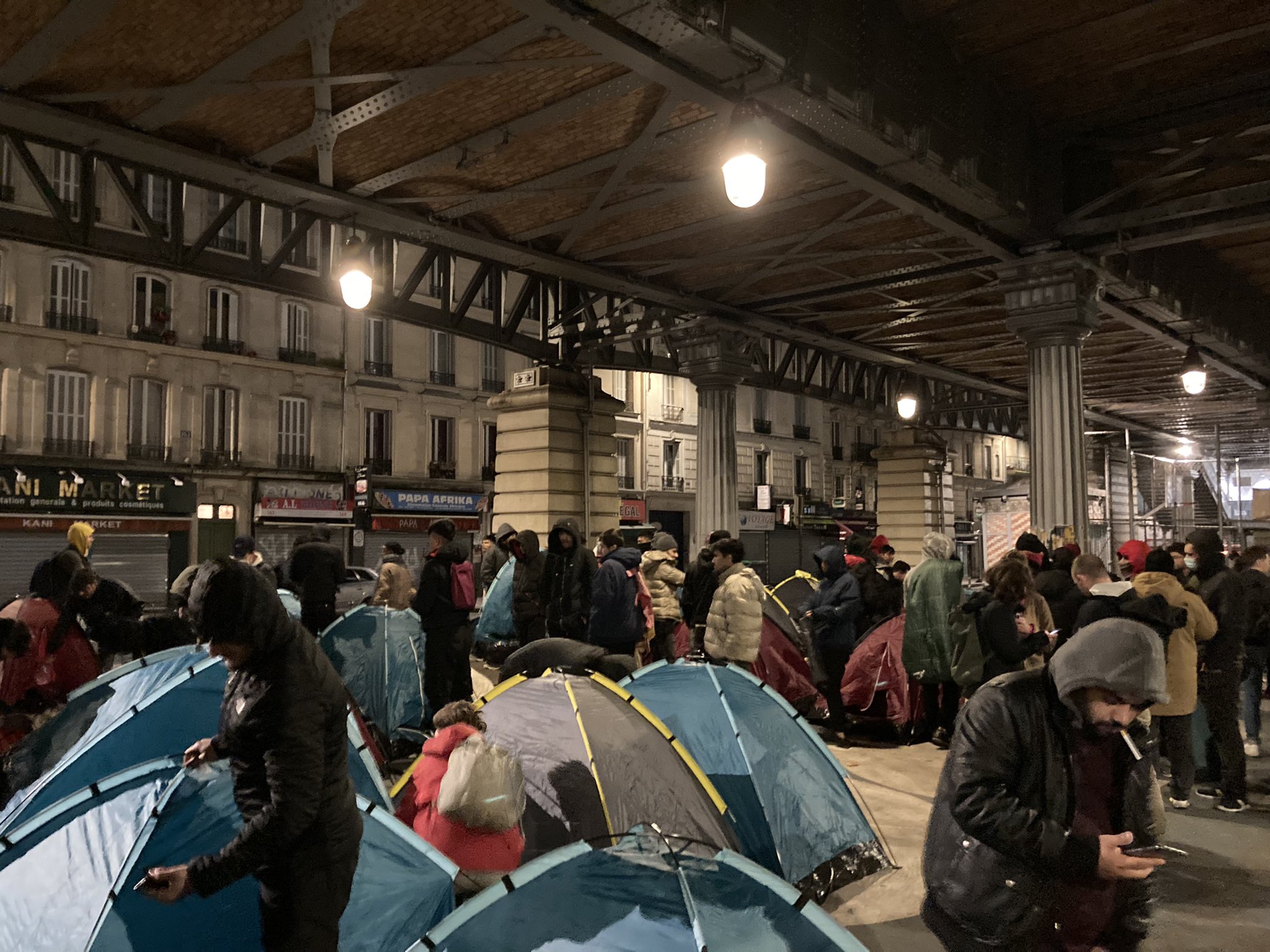 Utopia 56, plus que jamais auprès des réfugié·es - POLITIS