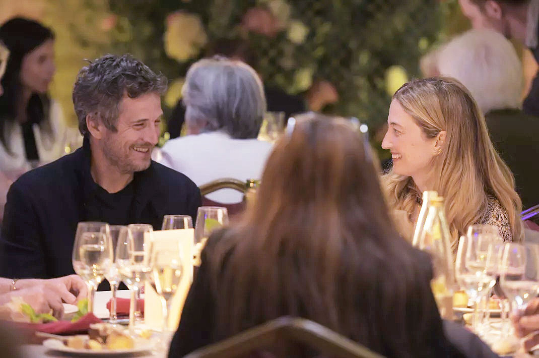 "Hors-saison" : la force des ressacs - POLITIS