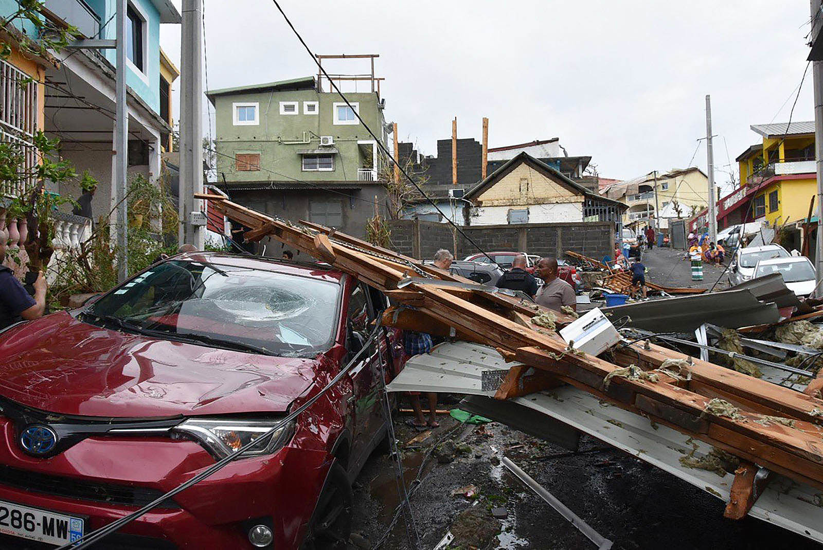 Reportage, après le passage du cyclone Chido : À Mayotte, "le matin, j ...